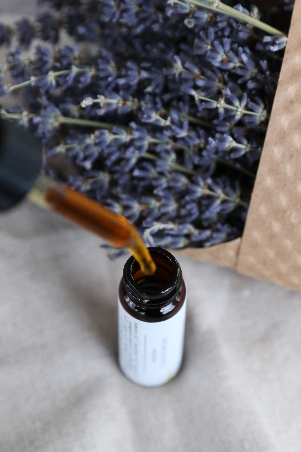 Best Facial Serum for Fine Lines and Wrinkles - No Fuss Natural